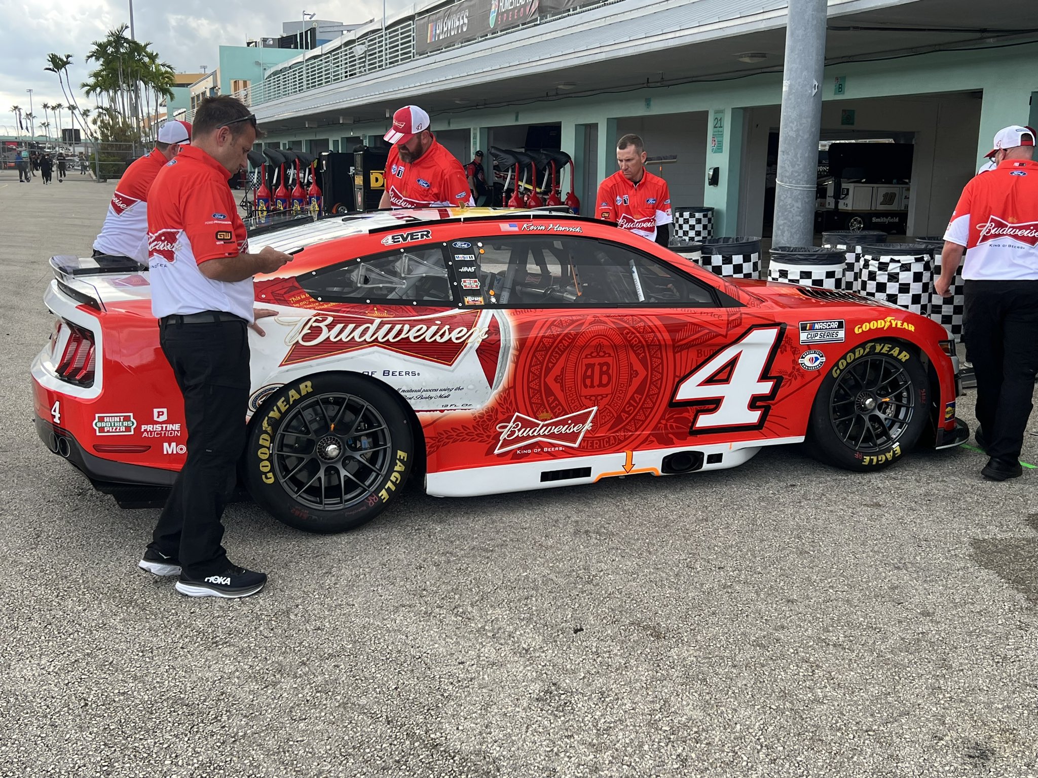 Kevin Harvick Wallpaper New Car NASCAR Race Car With Number Four