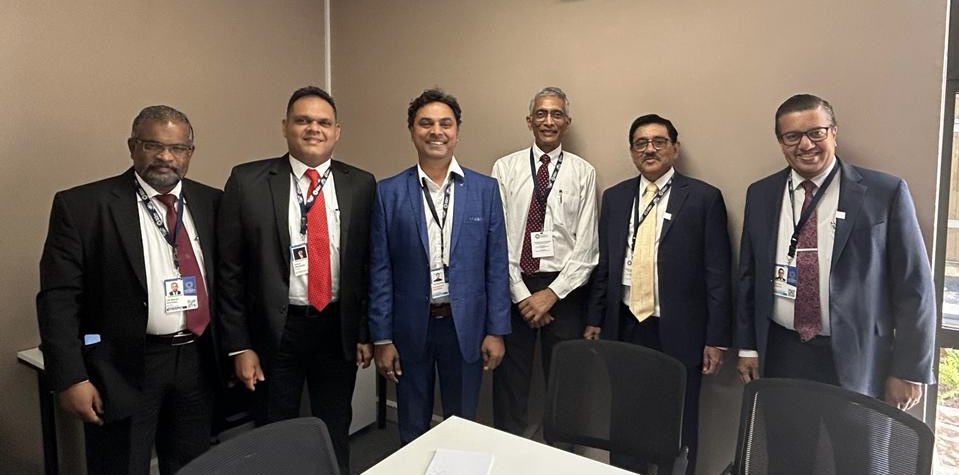 Semasinghe calls on IMF, WB & Commonwealth officials to discuss debt ...