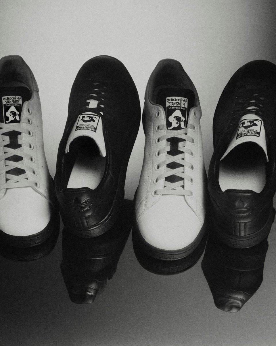 Sepatu Skate Adidas