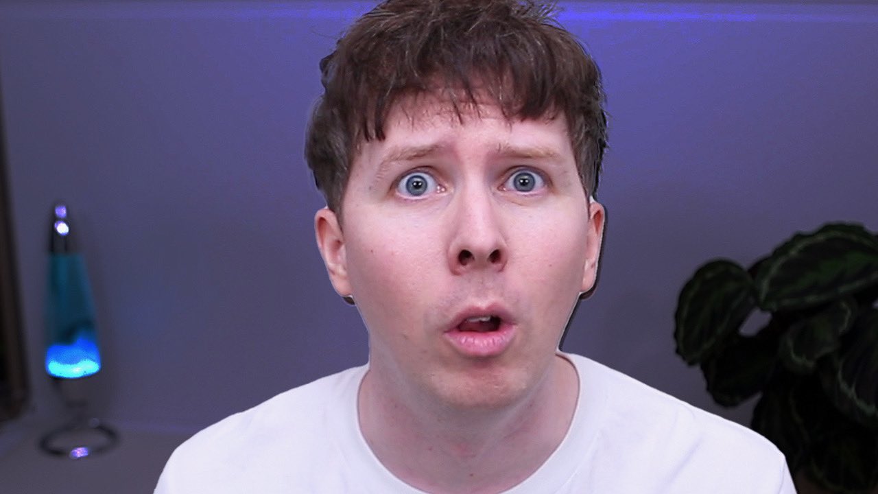 Dibujo De Phil Lester Featured | The Phandom Amino