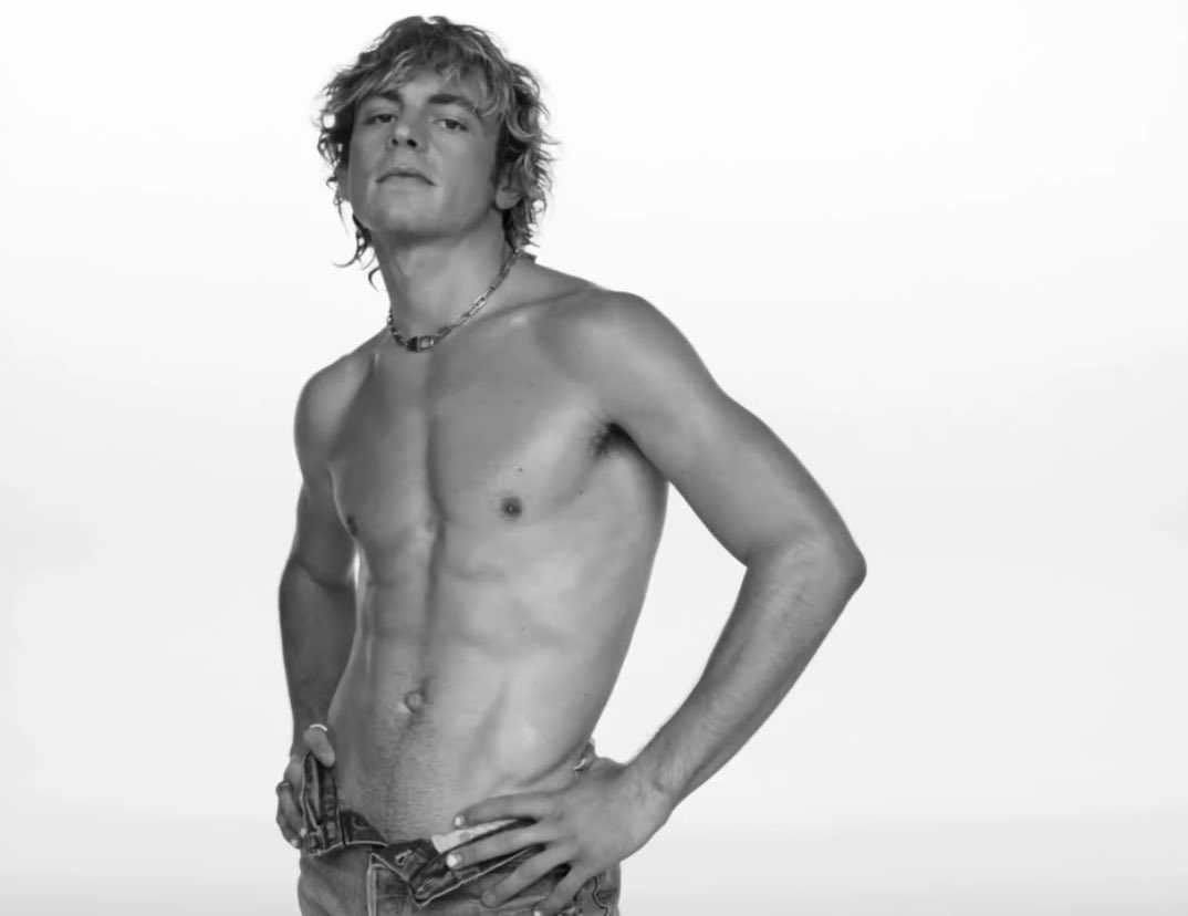 Ross Lynch