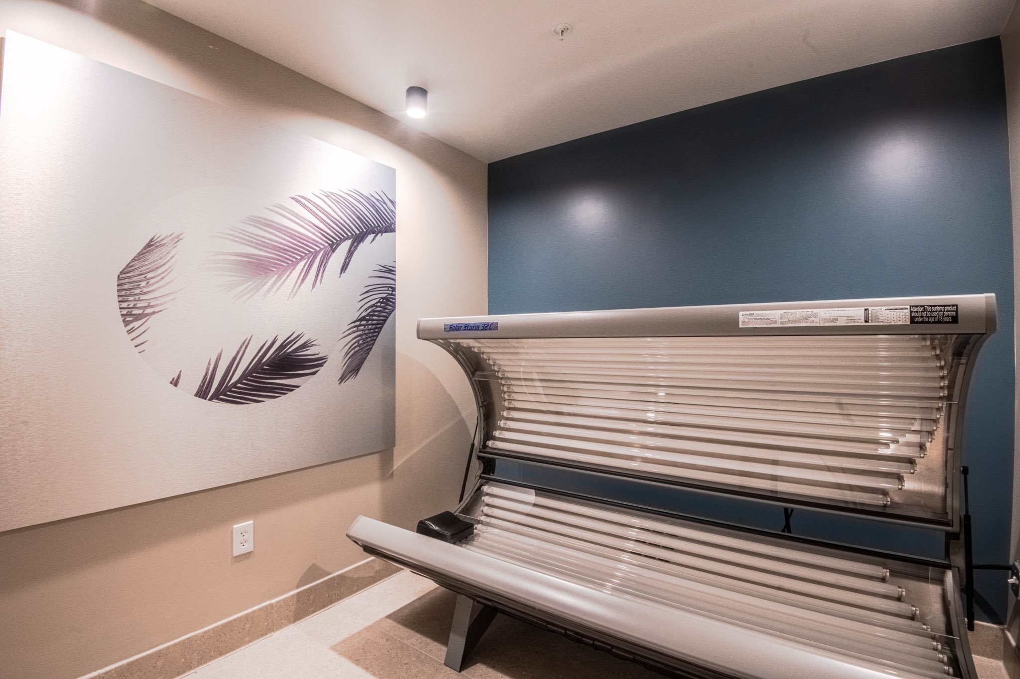 Tanning Salon Rooms