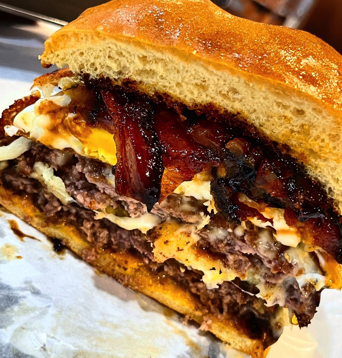 Just tore up "The Loop" Burger from Bust Outs Chicago. 5200 N. Elston ...