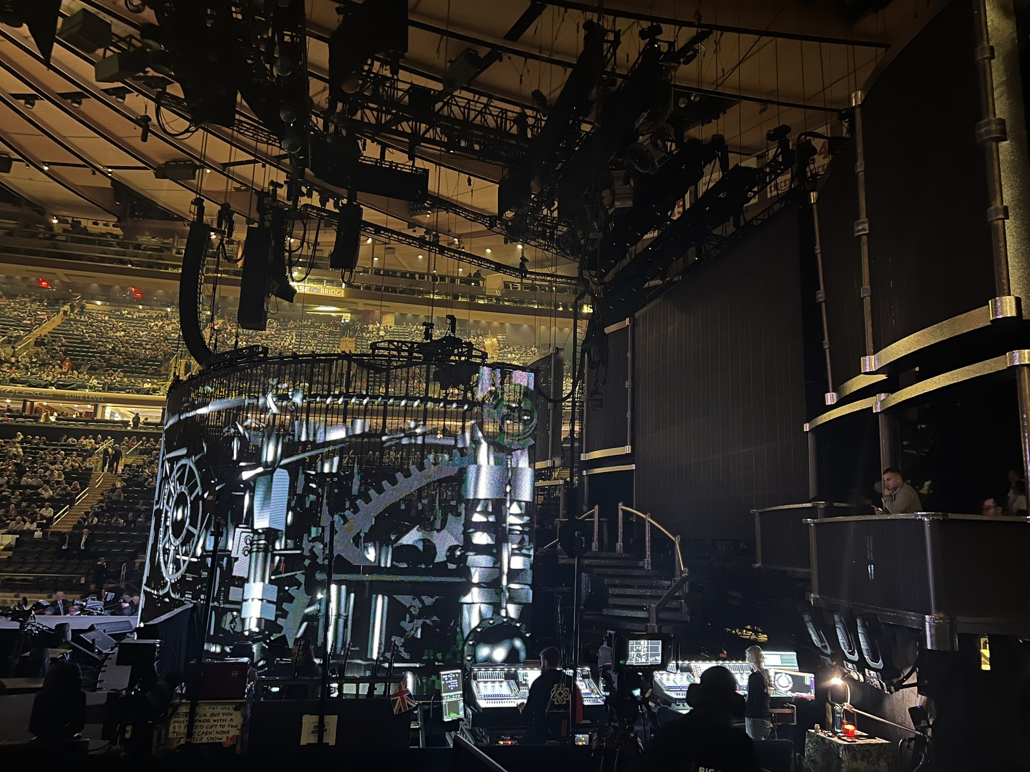 10.12.23 QAL New York, NY Madison Square Garden | Adamtopia Adam Lambert Fan Community