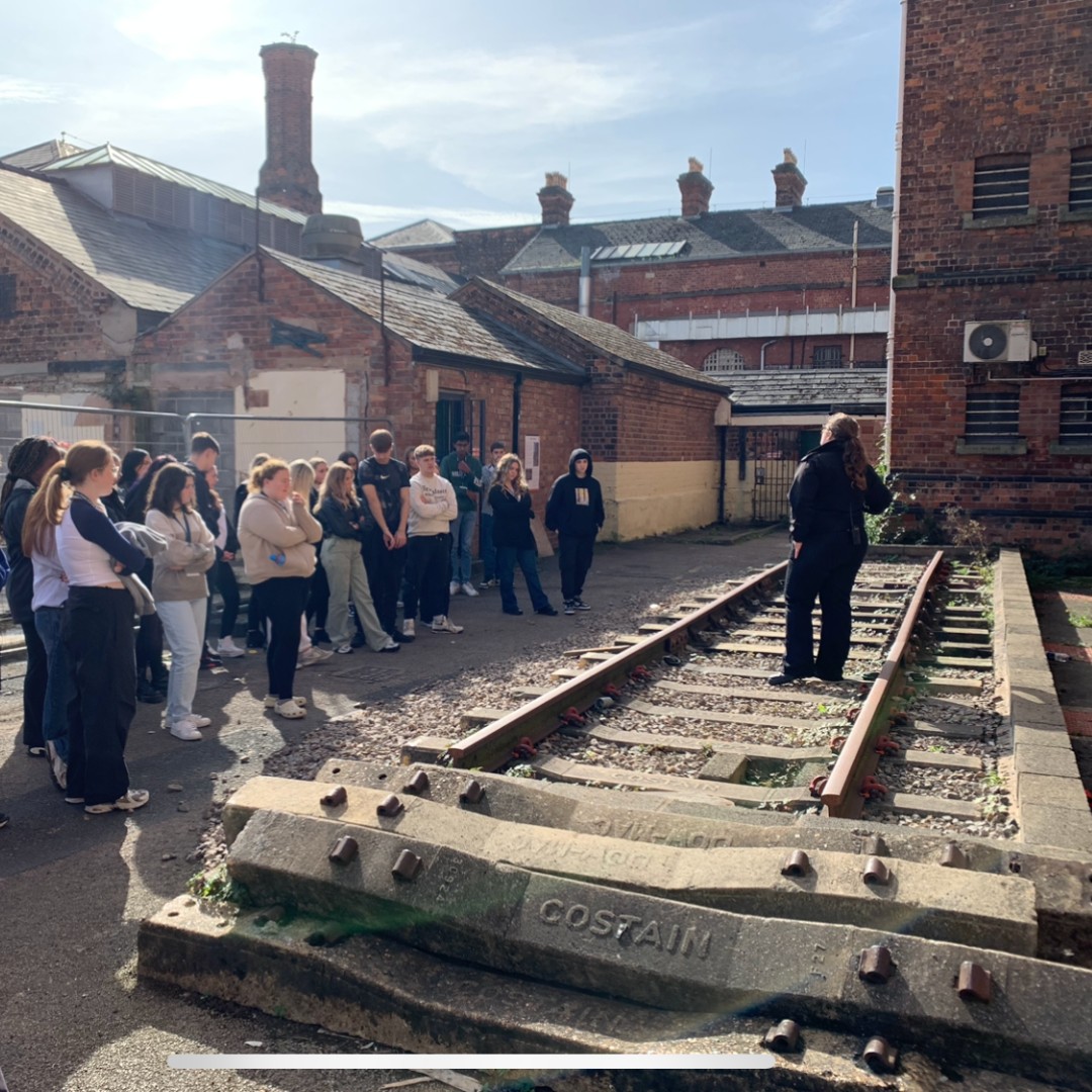 Welcome to Holy Cross College