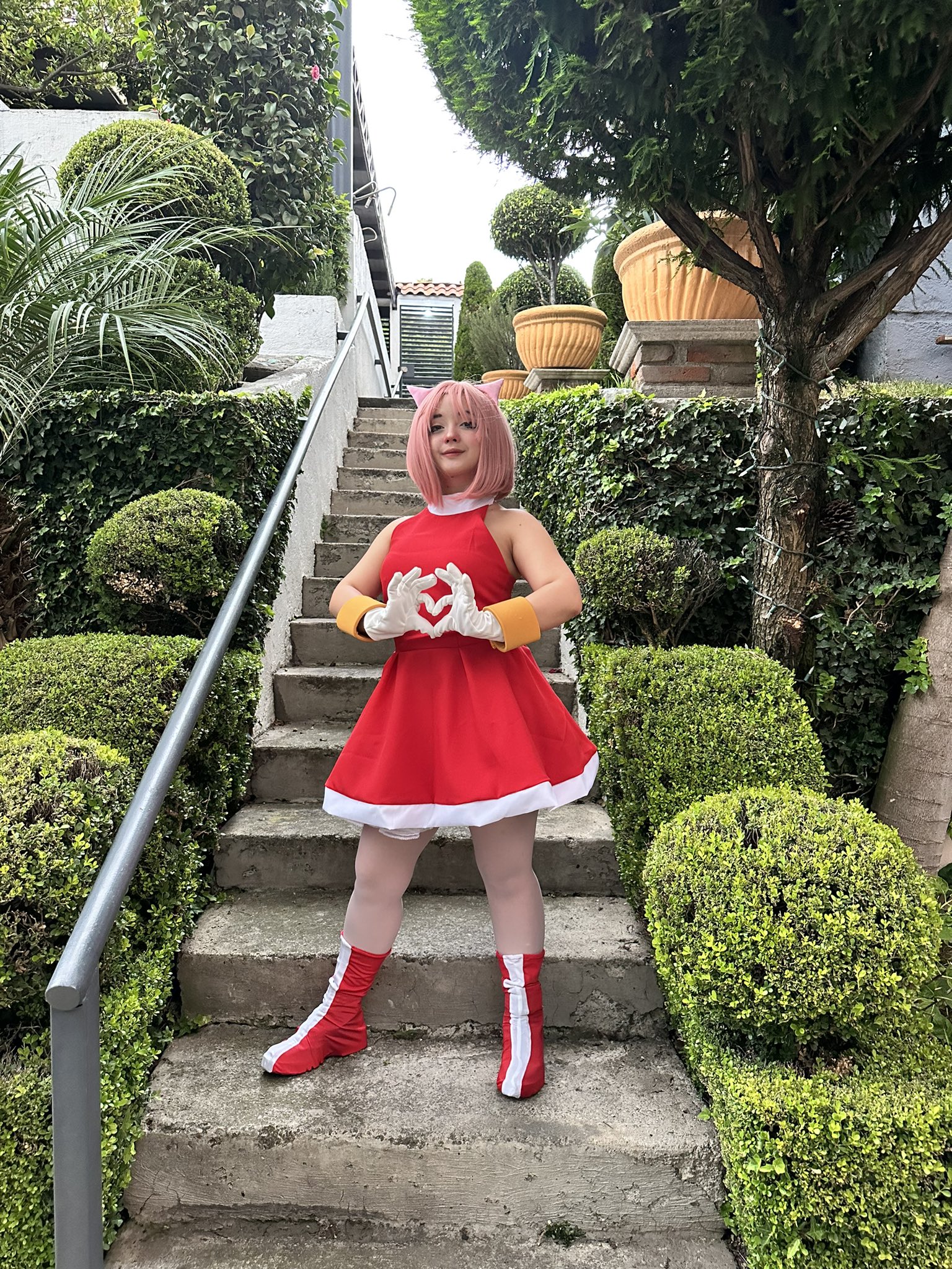 Daeream X More photos of Amy rose cosplay SonicTheHedgehog https t GqiwmP03Rq X