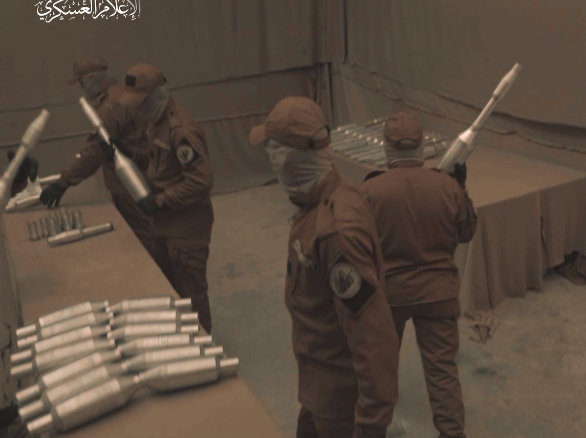 The armed wing of Hamas has unveiled the - "Al-Yasin" tandem grenade ...