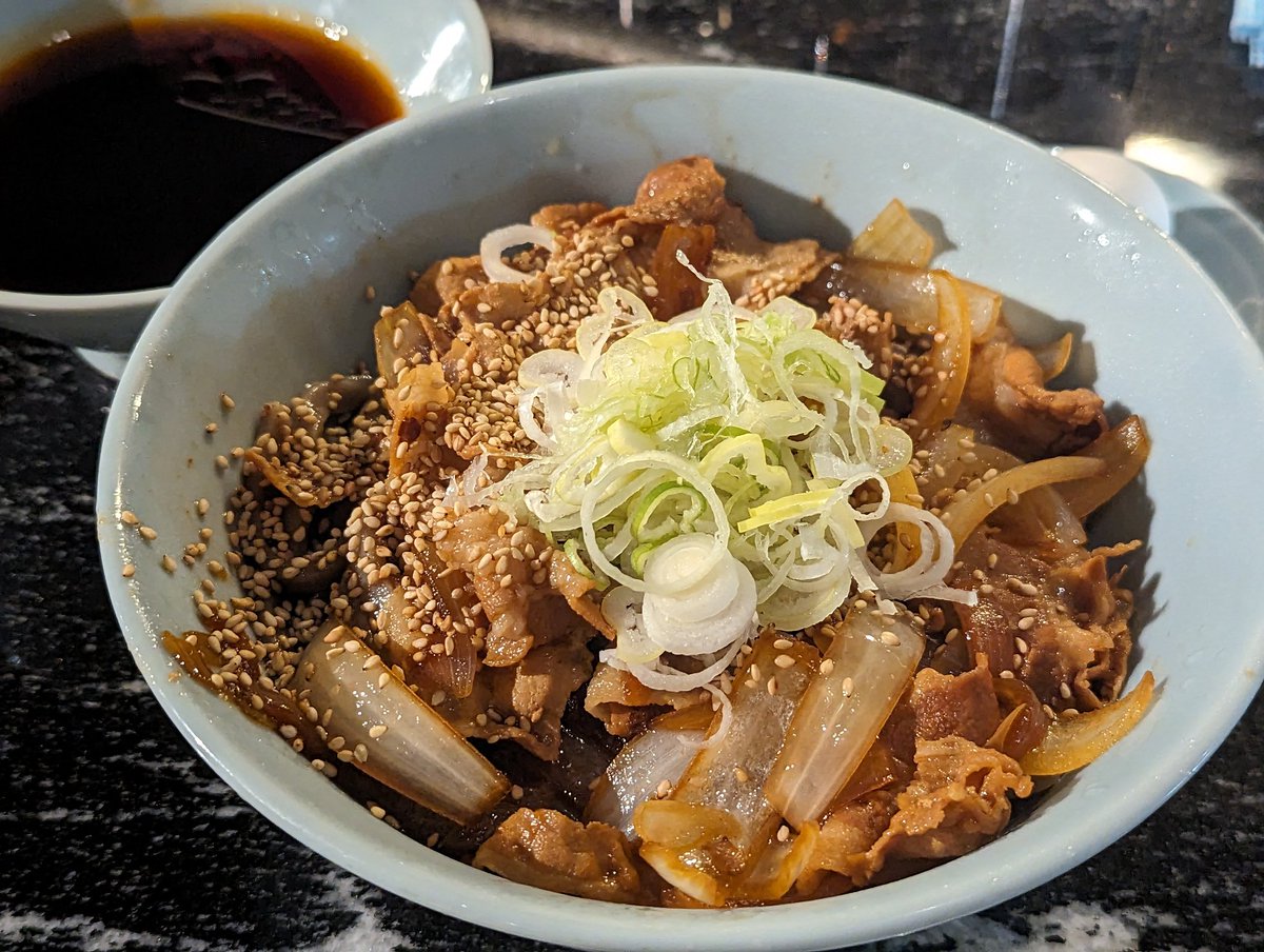 ぎんなん🍕🐢(@DO1_O36) - Twilog