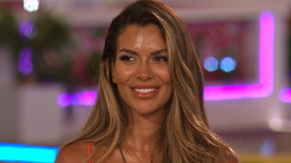 Violet Bailey's Instagram, Twitter & Facebook on IDCrawl