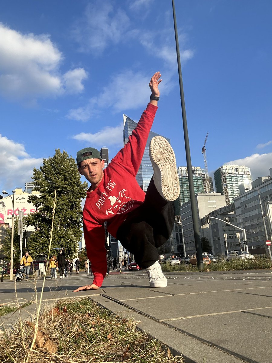 Beau Brooks Twitter Header