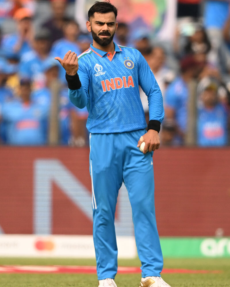 Virat Kohli the bowler 👀 #CWC23 | #INDvBAN - Download Tweet Image from ...