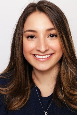 Julie Kingsley's Instagram, Twitter & Facebook on IDCrawl