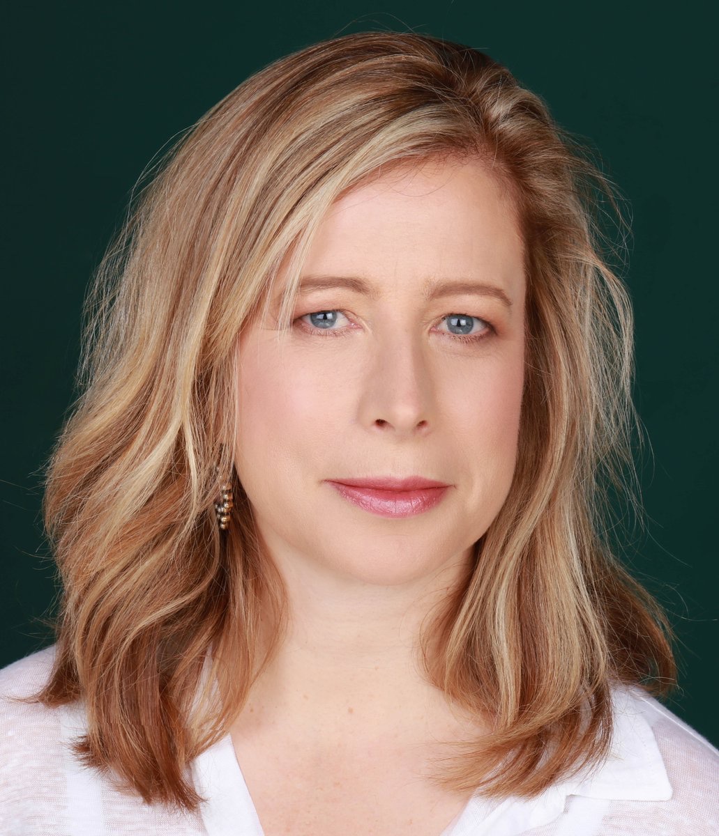 Melanie Golding's Instagram, Twitter & Facebook on IDCrawl