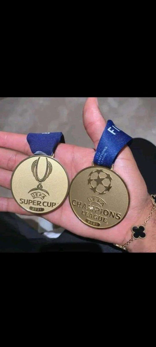 Arsenal fans go think say nah digestive buscuit. 😅 - Download Tweet Image from Cephas-Rock§ 🇳🇬 ...