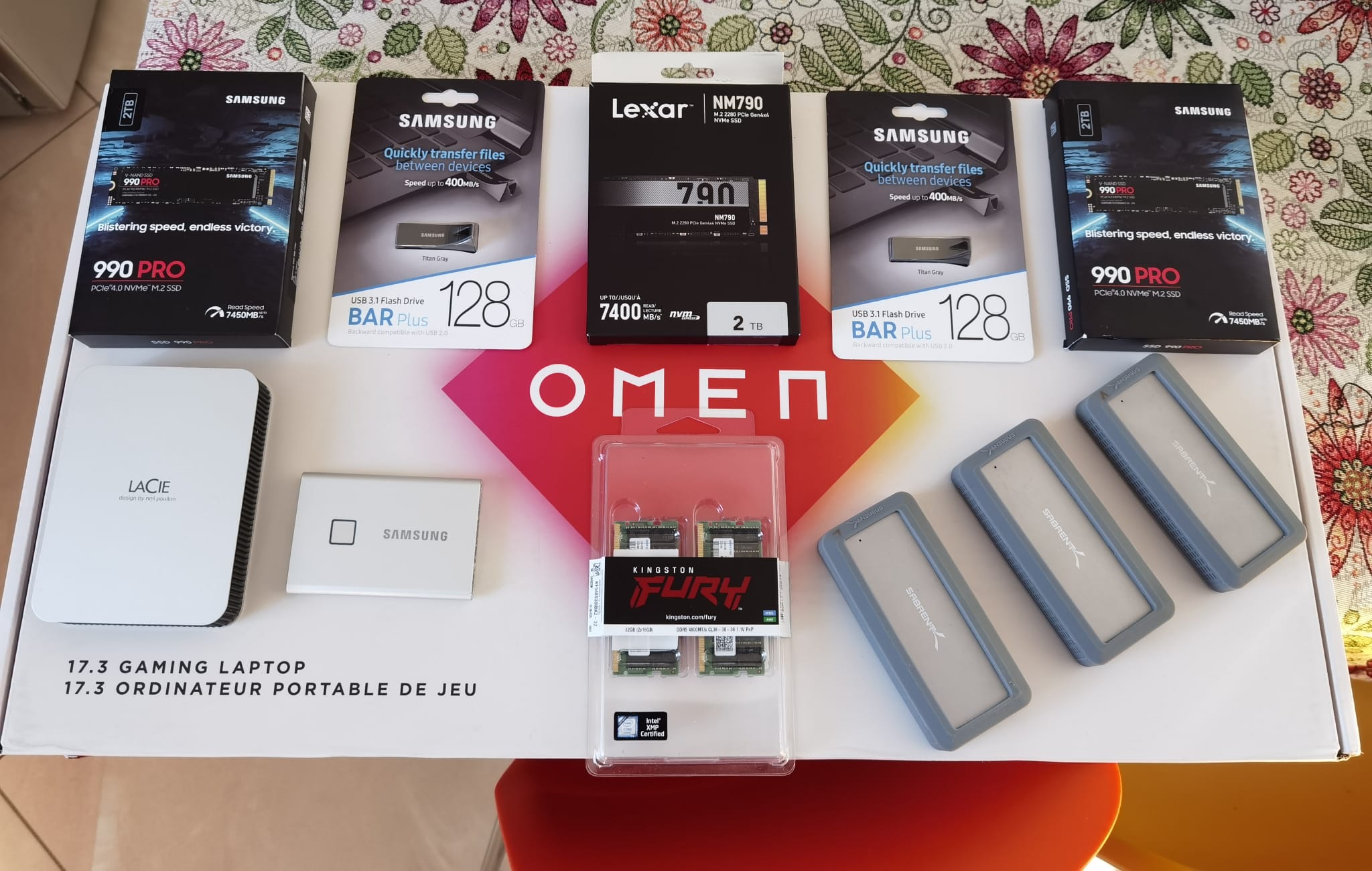 Samsung Gaming Laptop Red