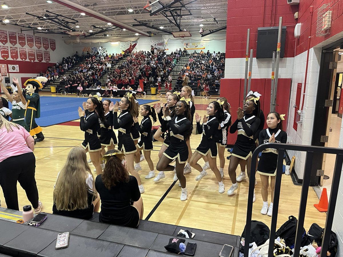 cheerleaders_2021-2022 - Poolesville High School Booster Club