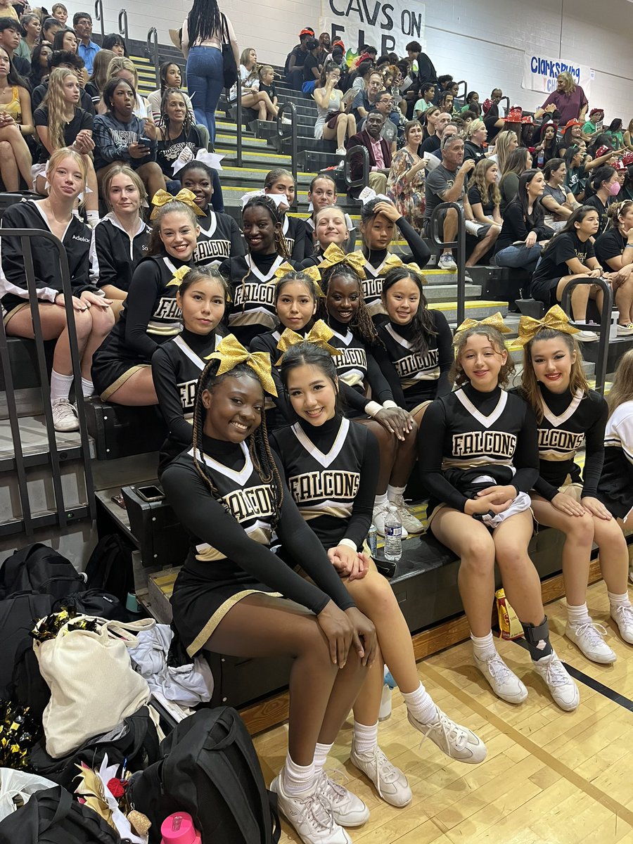 cheerleaders_2021-2022 - Poolesville High School Booster Club