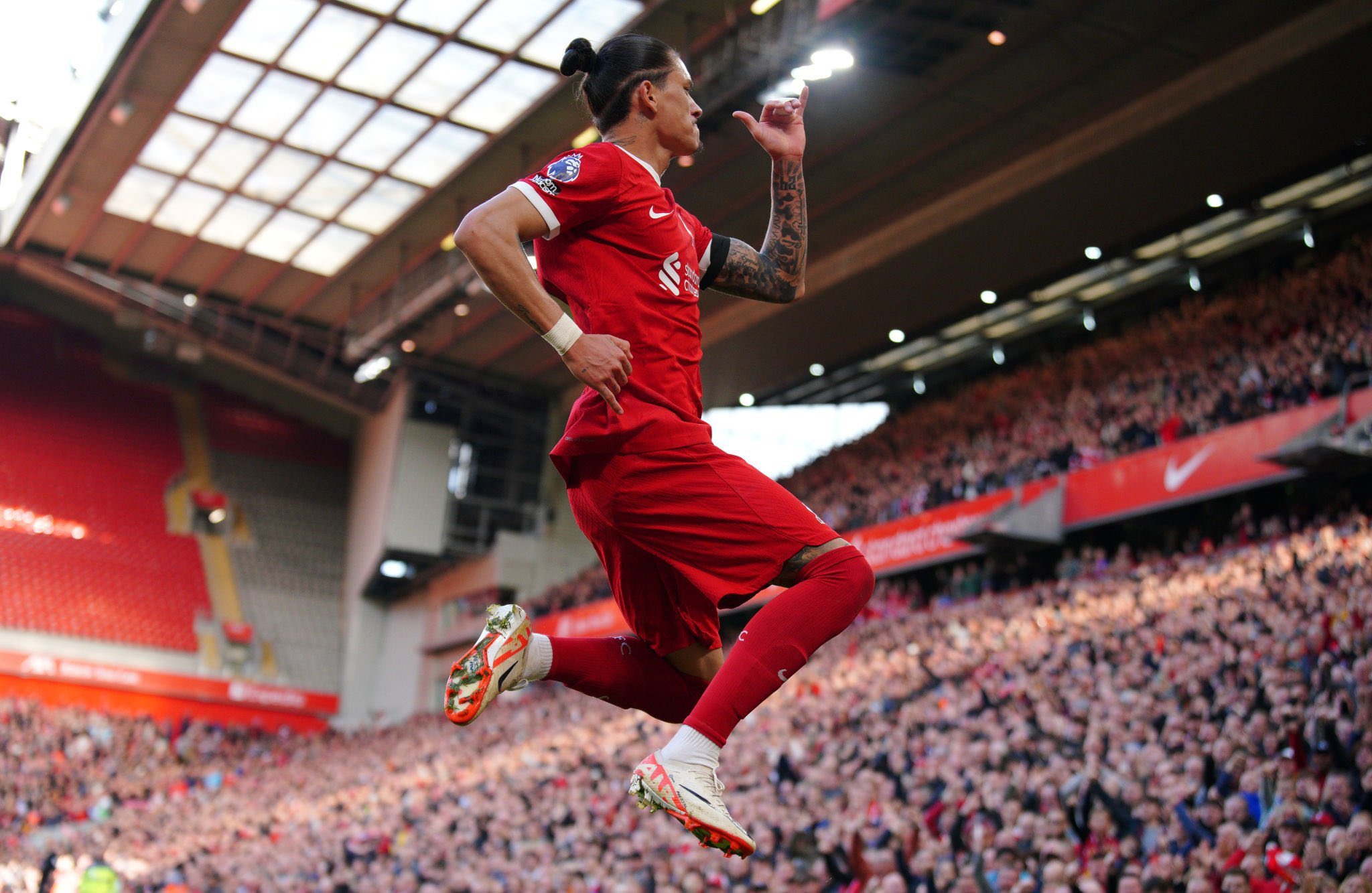 PL: Liverpool 0 v Nottingham Forest 1 Hudson-Odi 72'