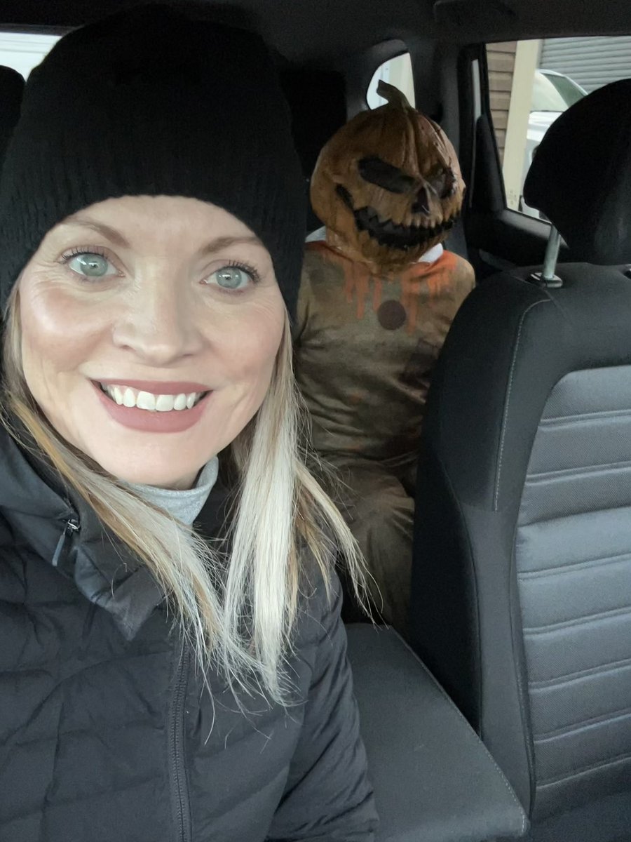 Natasha Hammond's Instagram, Twitter & Facebook on IDCrawl