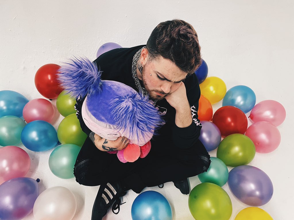 TW Pornstars - 2 pic. HEYGRIMY (Logan Xander). Twitter. No one came to ...