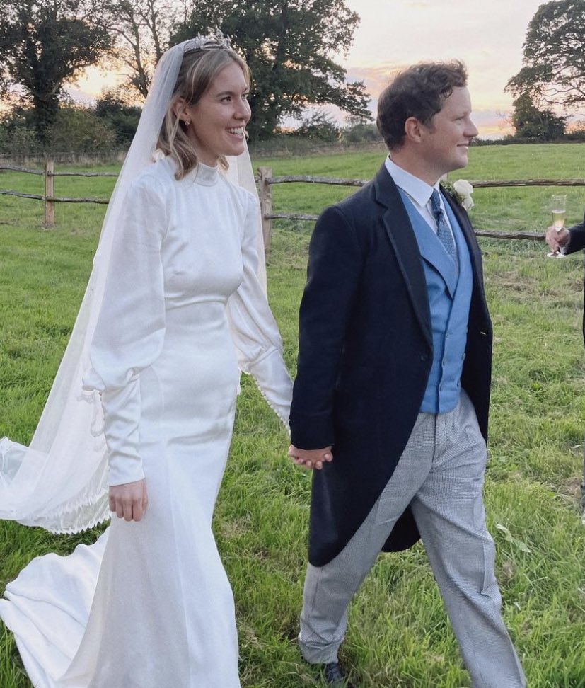 Lara Sam Wedding Sam Gets Down On One Knee To Pop The Question | Irish