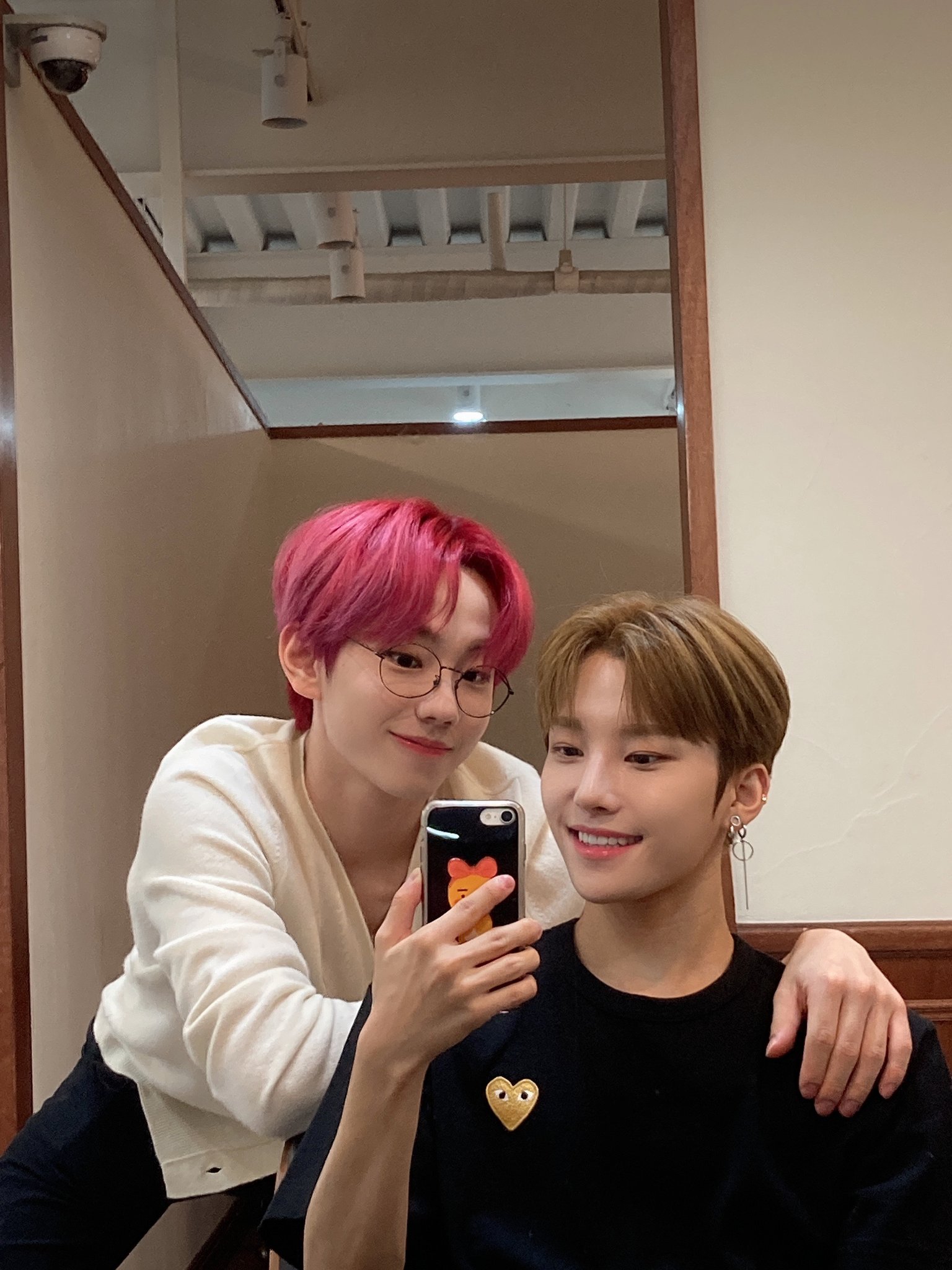 E'LAST(엘라스트) on Twitter: "큐티섹시듀오😝 #ELAST #엘라스트 #ChoiIn #최인 #WonJun #원준…