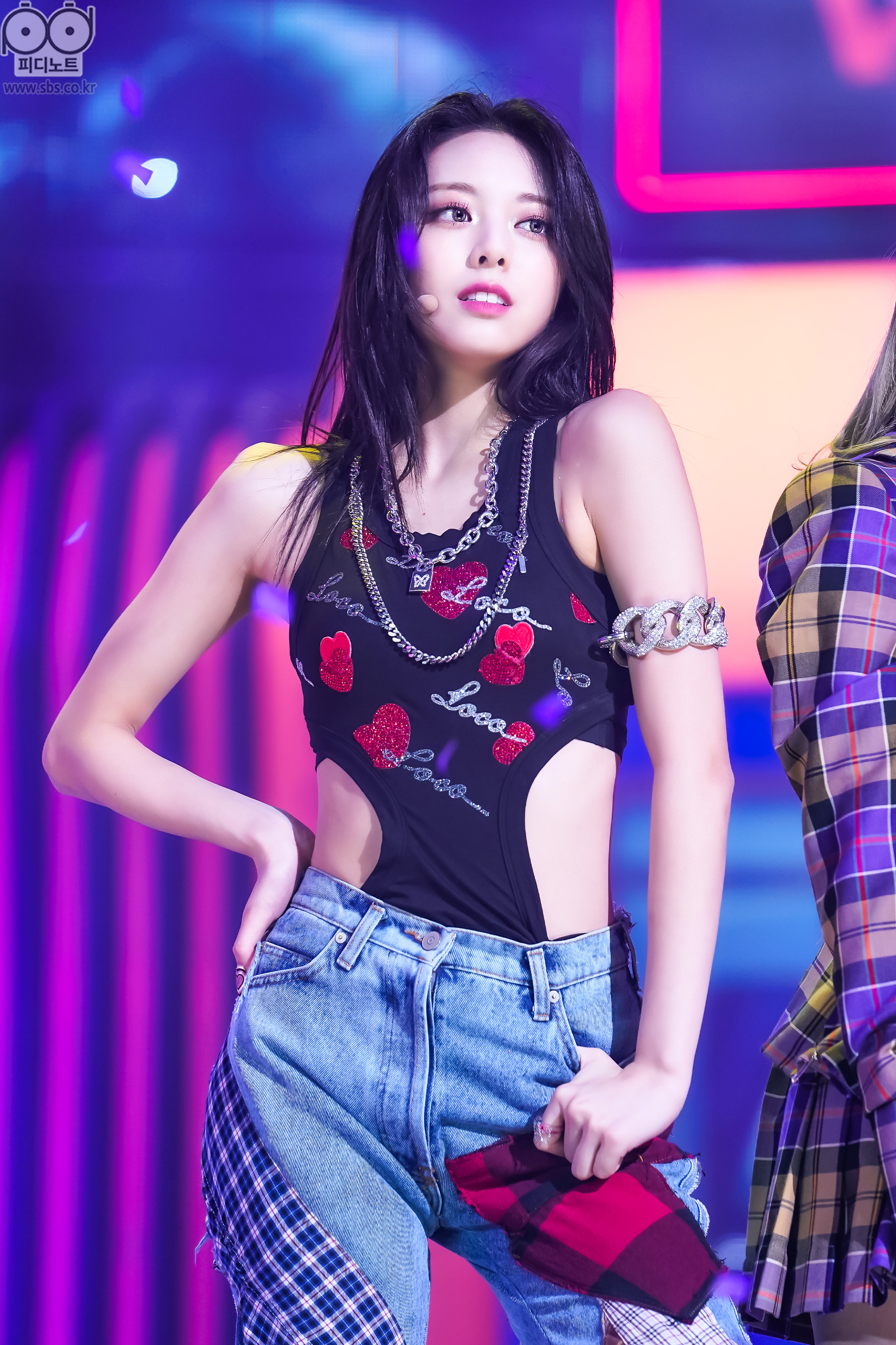 itzy pics on Twitter: "sbs inkigayo pd note yuna https://t.co/tt2lJz9vjE" / Twitter