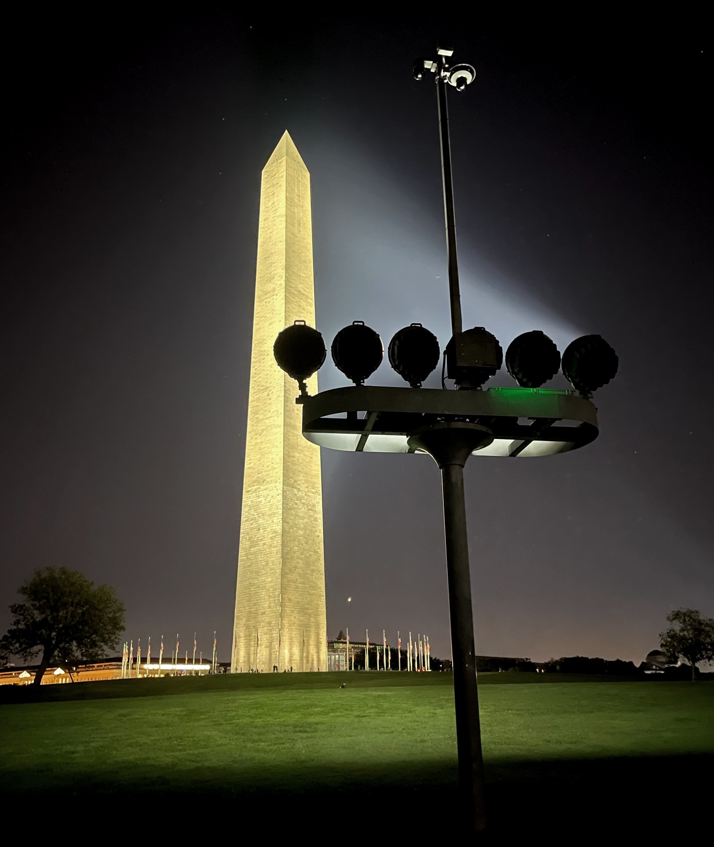 Light Up Washington Monument Raw: Washington Monument Lit Up During