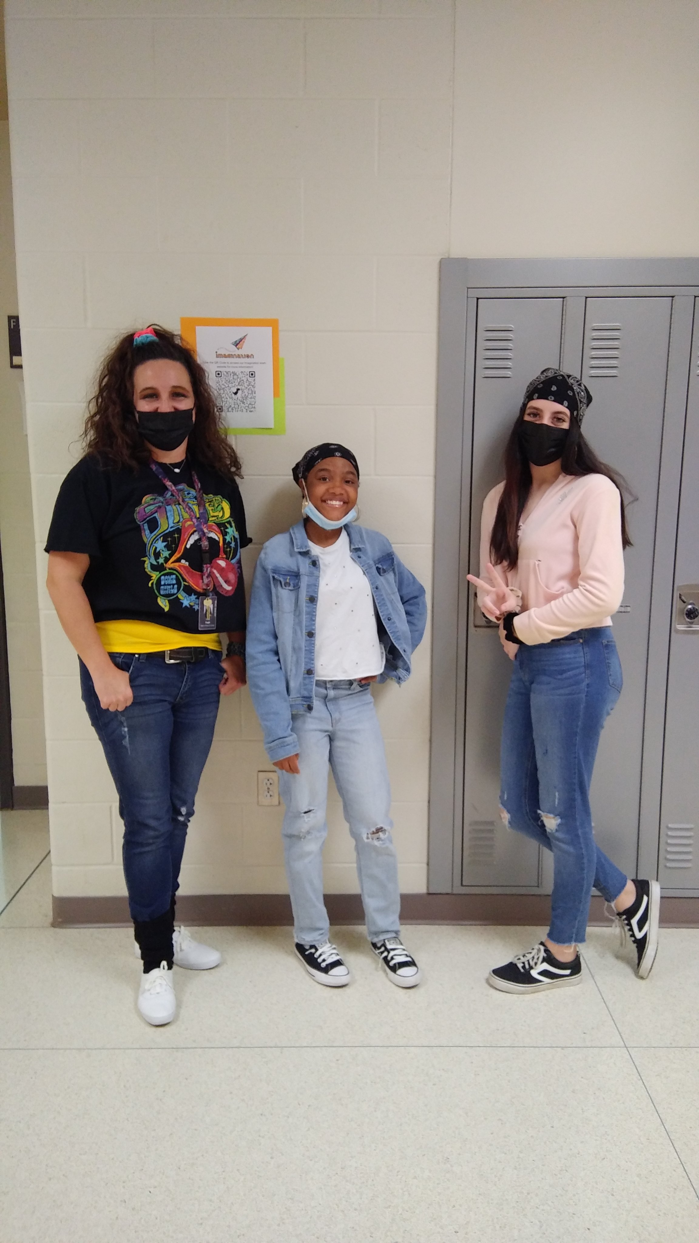 Throwback Thursday Outfits Spirit Week 90s