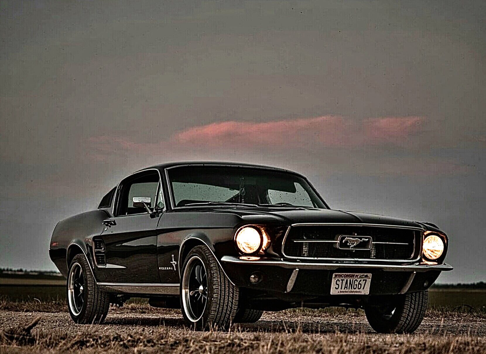 Ford Mustang 1967 Fastback Wallpaper