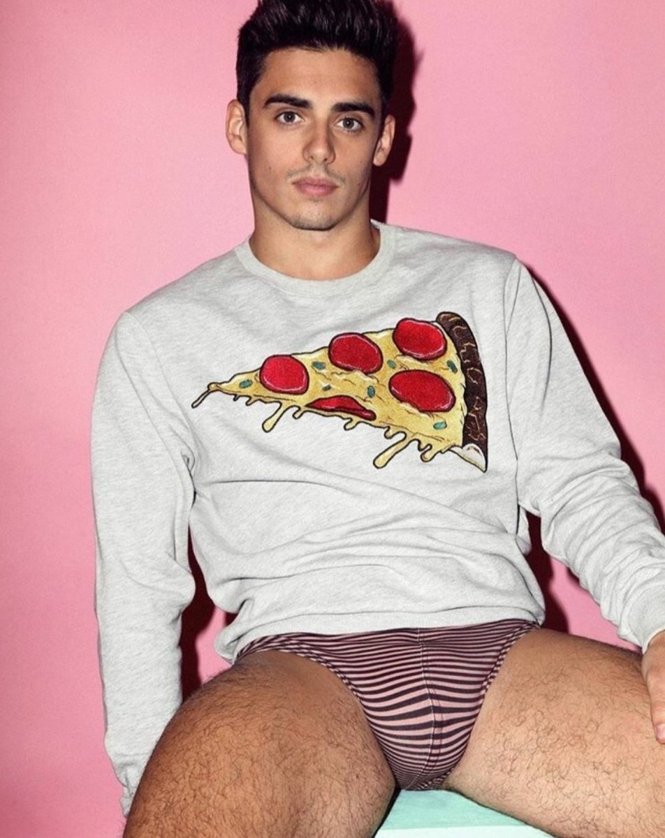 Famous Bulges on Twitter: "Chris Mears bulge 🍆…