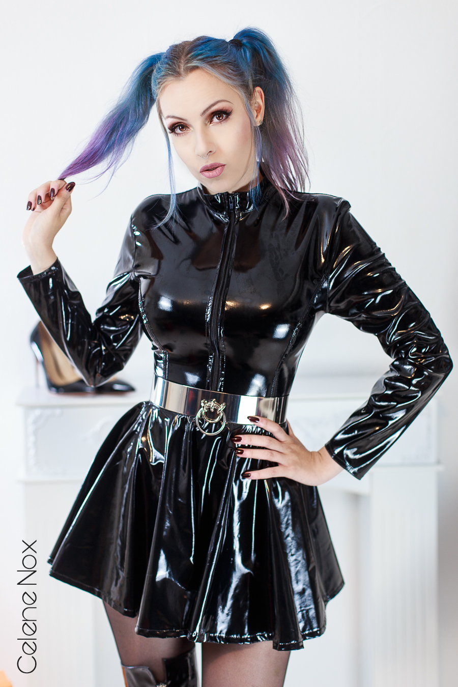 Celene.Nox on Twitter: "Behind the scenes from a upcoming Youtube video. #pvcclothing #corset # ...