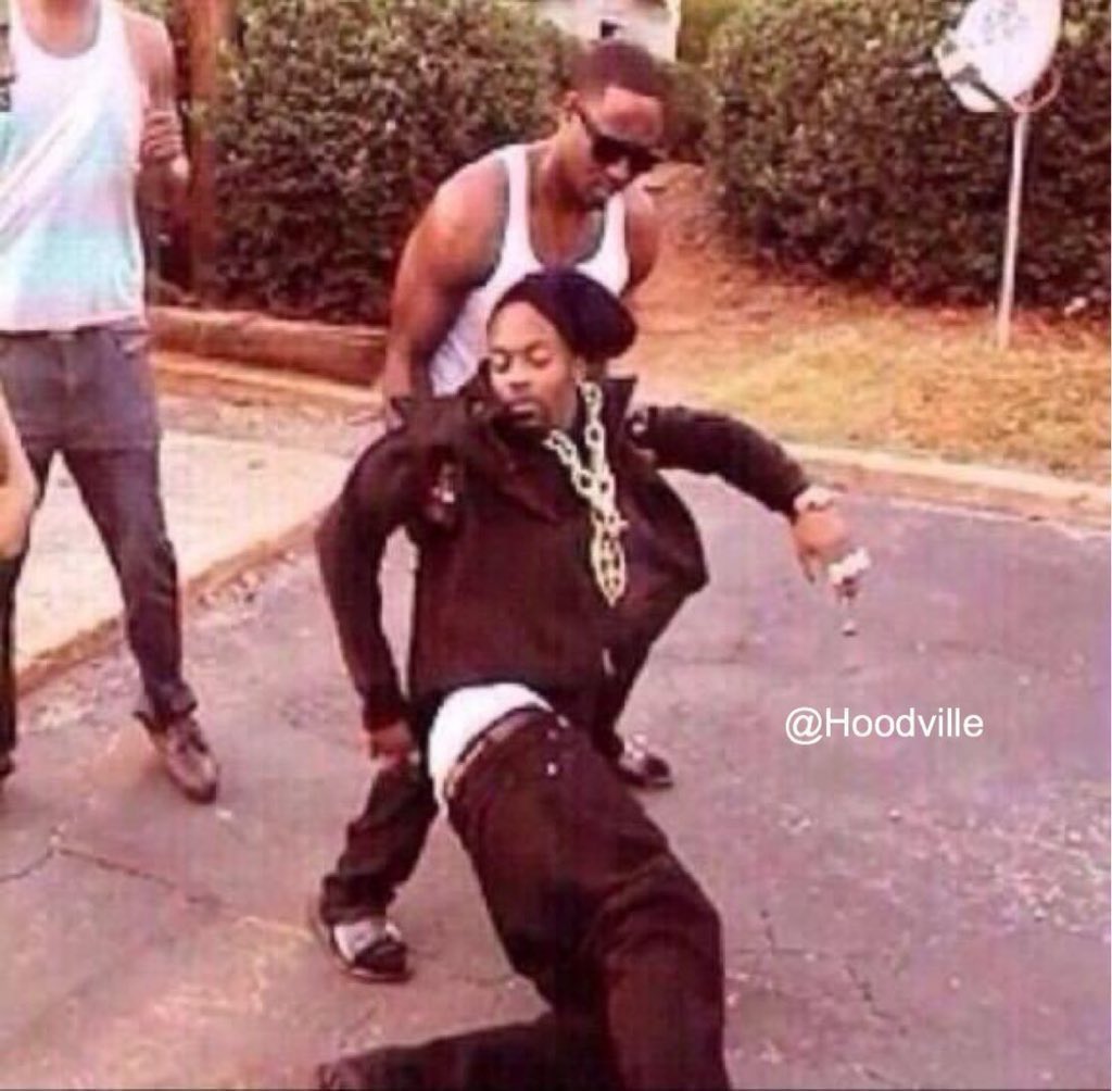 Hoodville on Twitter: "When Lil Durk said “when u see me with my Glock I’m like Cole Bennett ...