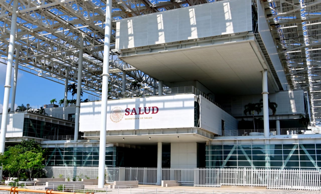 SALUD México on Twitter: "Esta mañana el doctor Jorge Alcocer Varela realiza un recorrido por ...