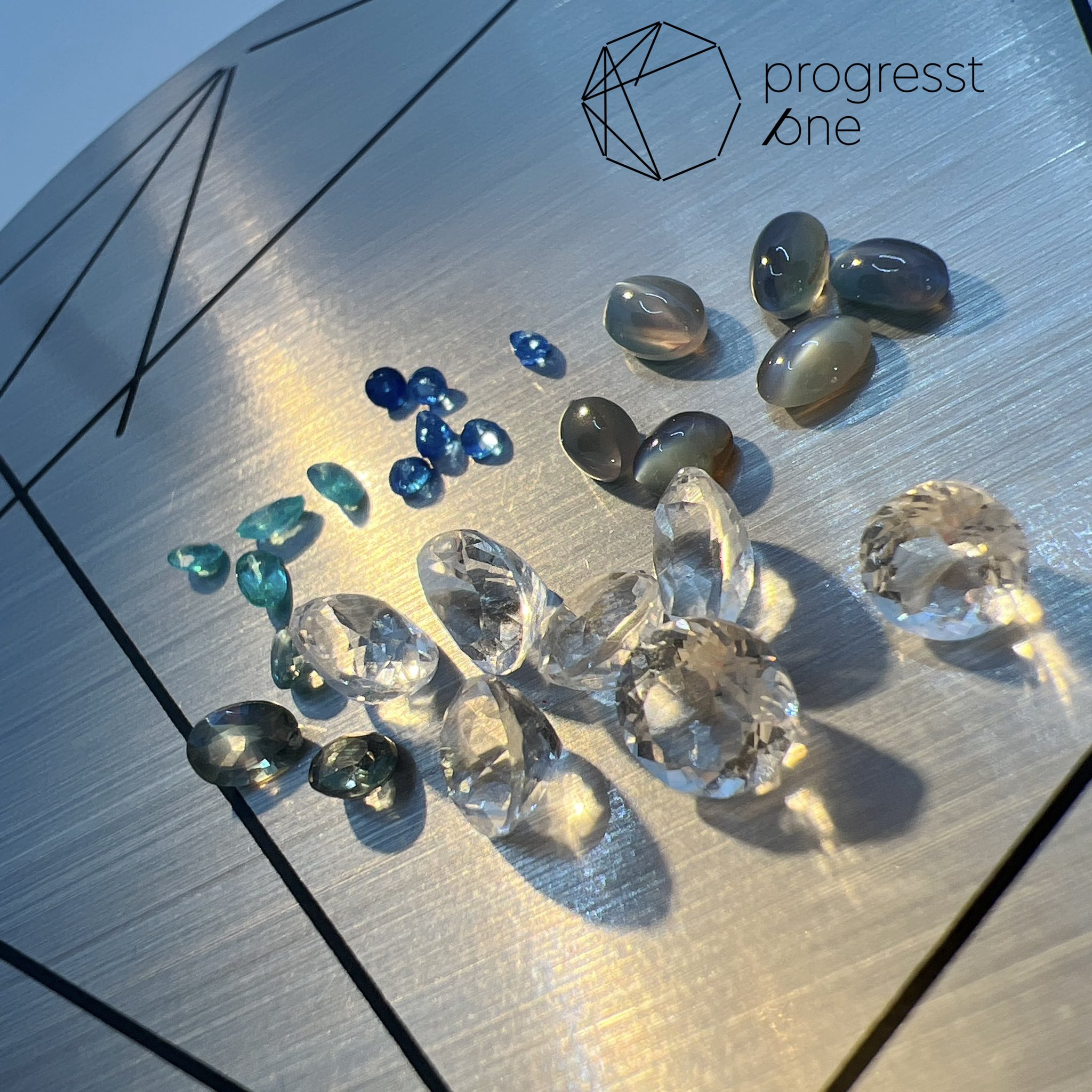 progresstone on Twitter: "#アウイナイト #アレキサンドライト #ハイアライトオパール #コバルト含有ブルースピネル #アレキサンドライトキャッツアイ などの高額 ...