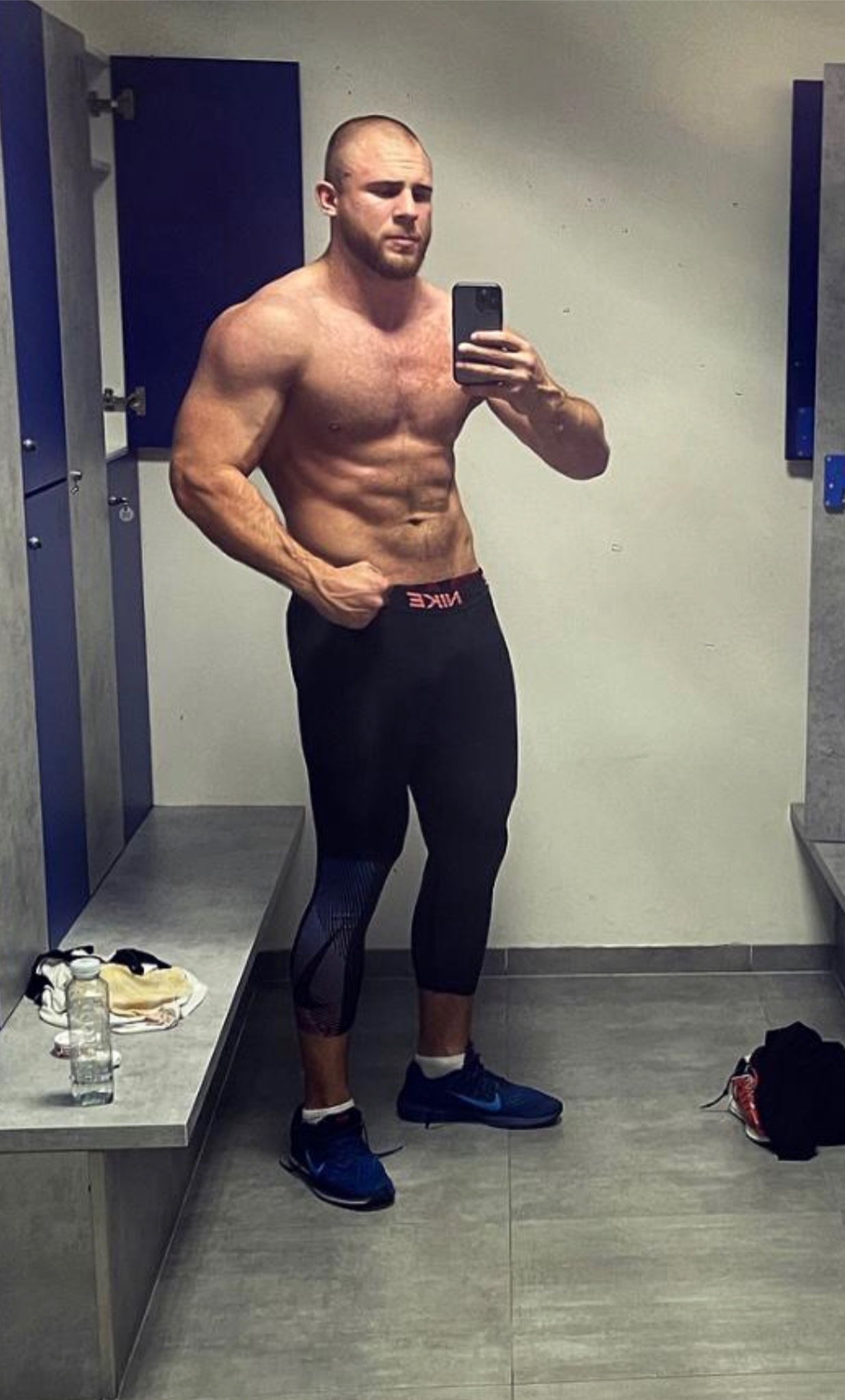 Muscle Worship Escena De Una Película De Acción De Músculos Gay De