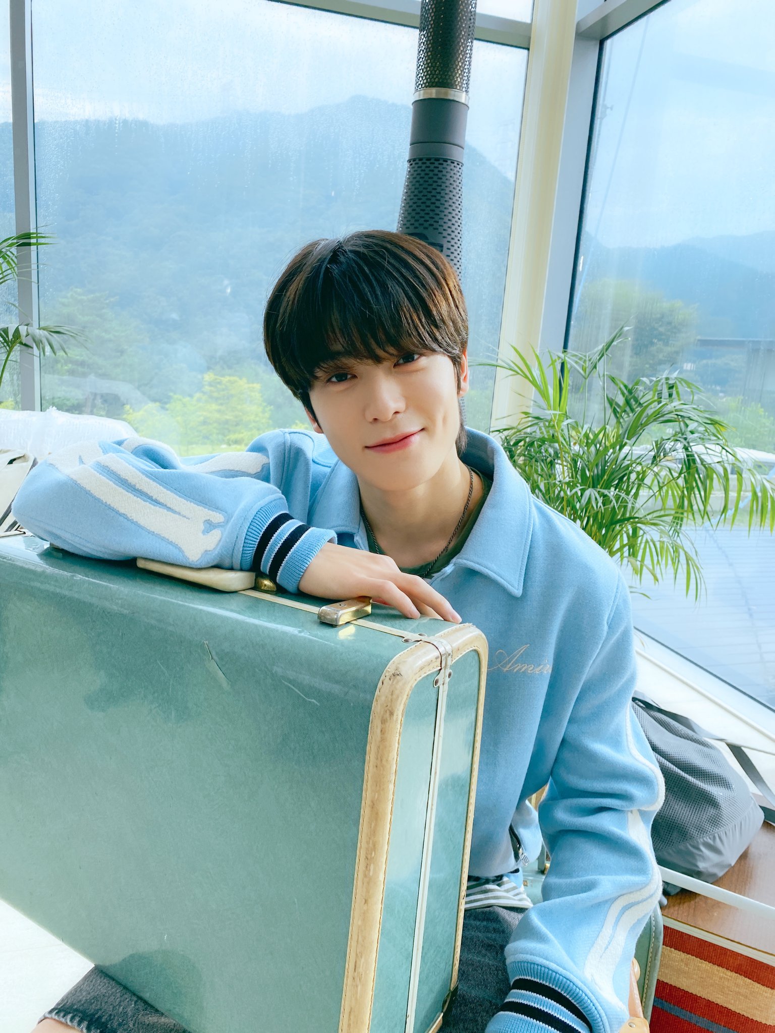 NCT 127 on Twitter: "💛 🍑🏍💙 #JAEHYUN #NCT127 #Lemonade #RoadTrip # ...
