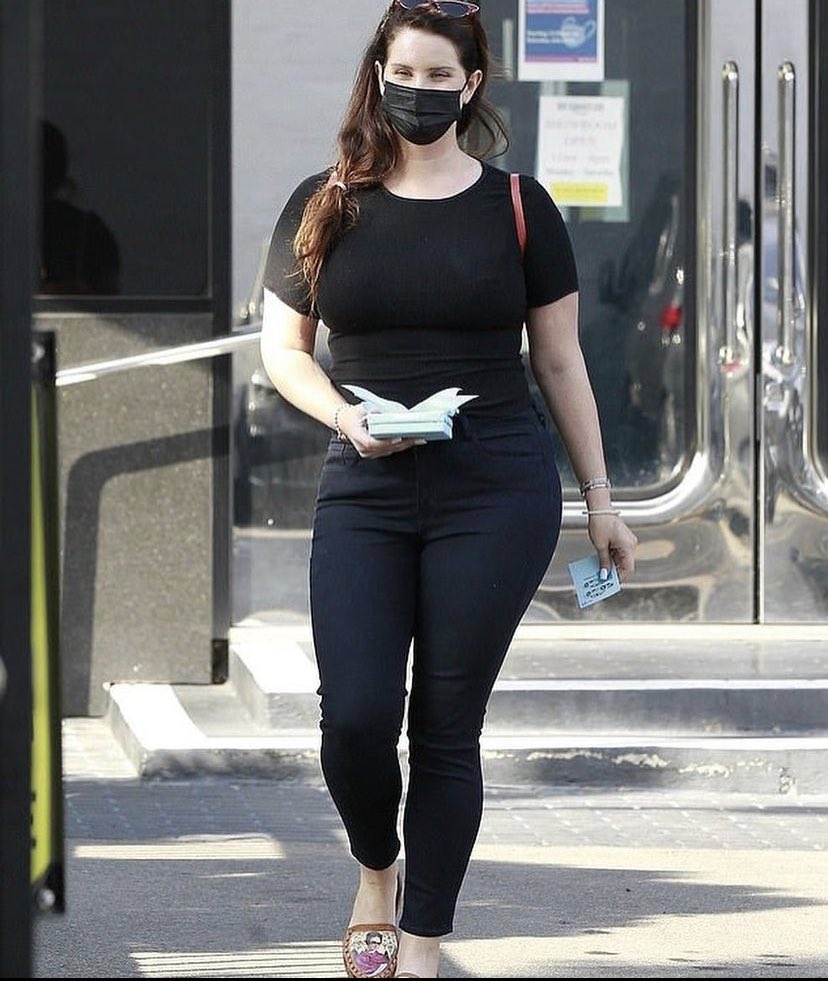 Lana Del Rey Measurements