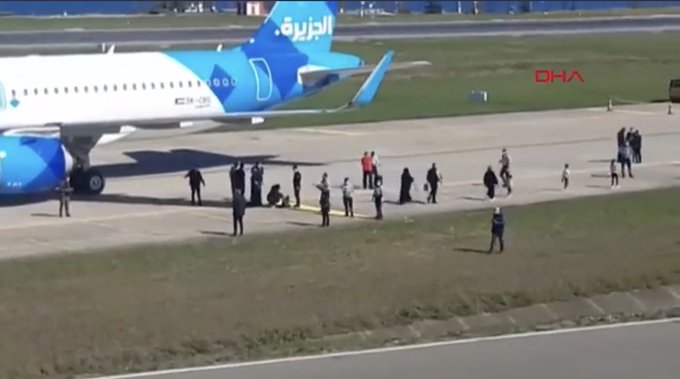 صحيفة الحدث طيران الجزيرة الكويتي في بيان رسمي إنذار بتهديد أمني على