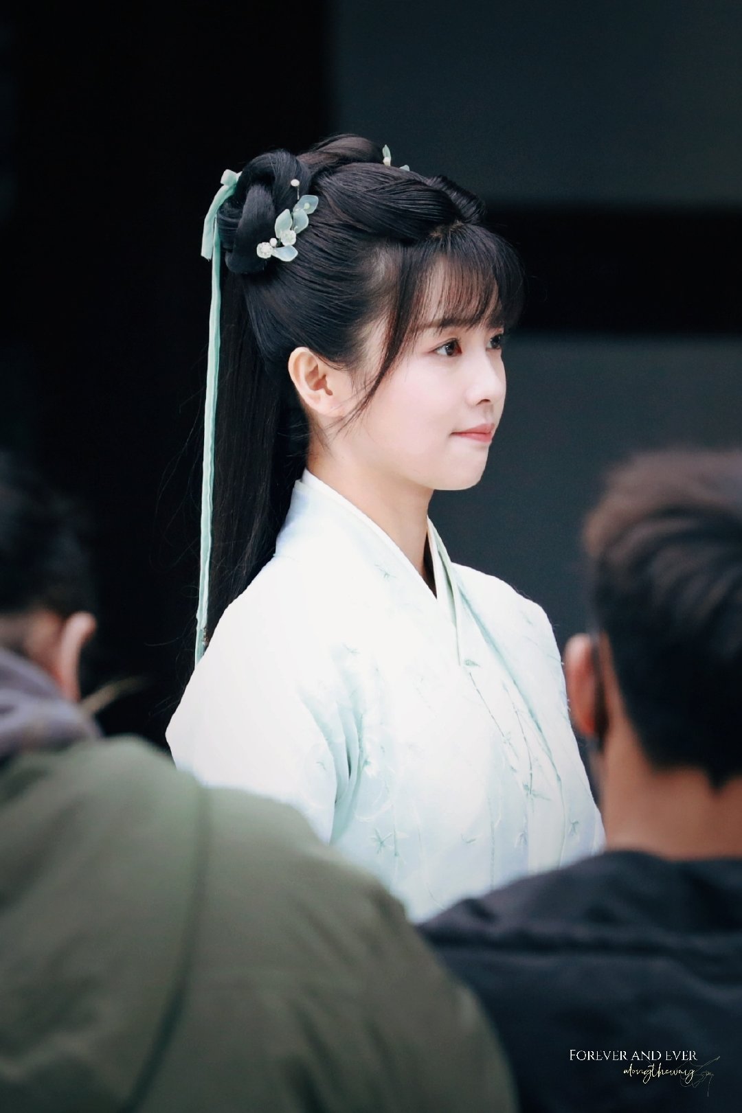 Bailu 白鹿 on Twitter: "[2021.10.6] ภาพ #ไป๋ลู่ จากกองถ่ายซีรีส์เรื่อง #OneAndOnly (2/2) 📷 ...