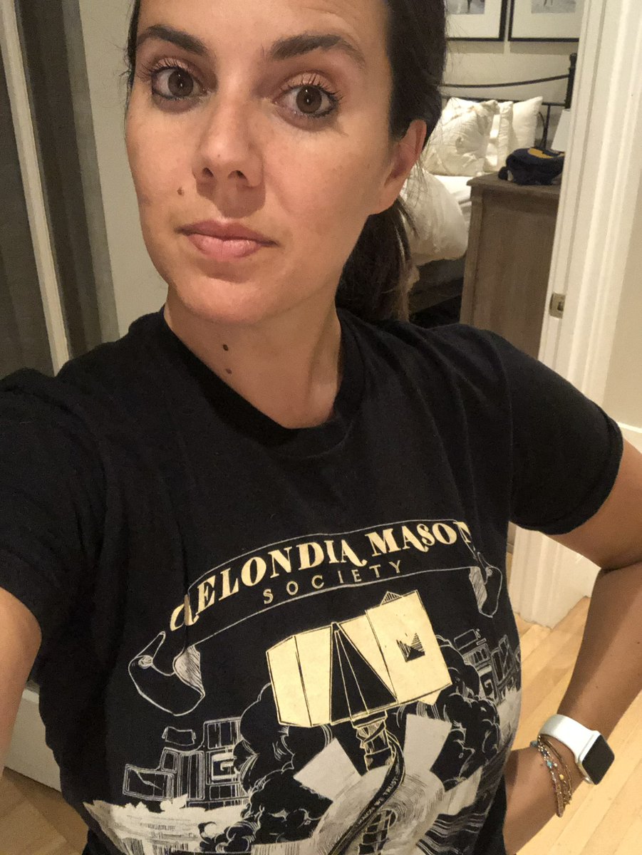 Ashley Barrett's Instagram, Twitter & Facebook on IDCrawl