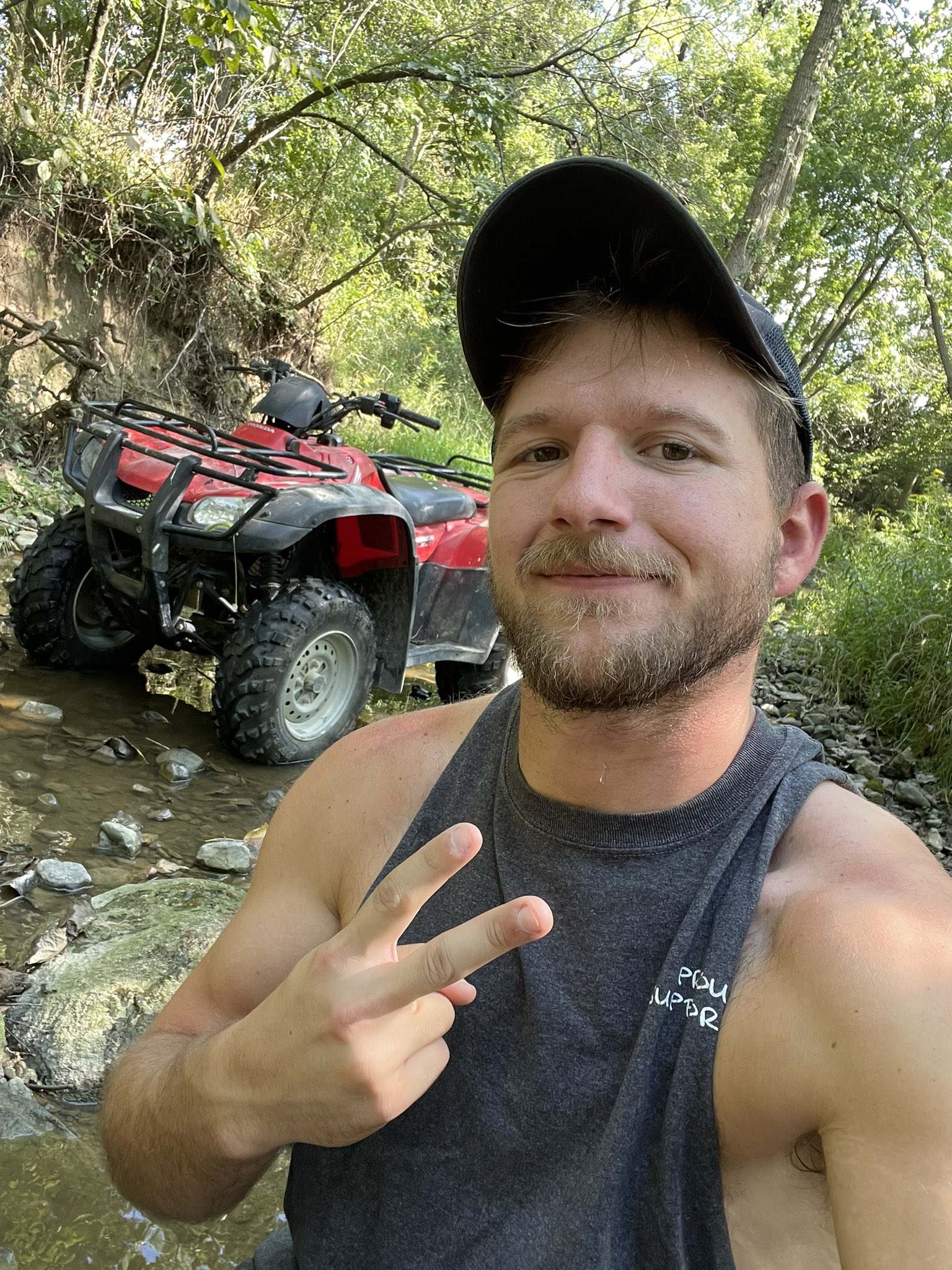 Turkeytrav2 on Twitter: "I’m a simple country guy, it don’t take much to please me 😏 https://t ...