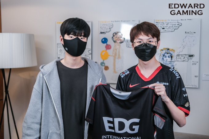 HLE vs. RNG League of Legends Worlds 2021: Predictions, head-to-head, livestream details, and more