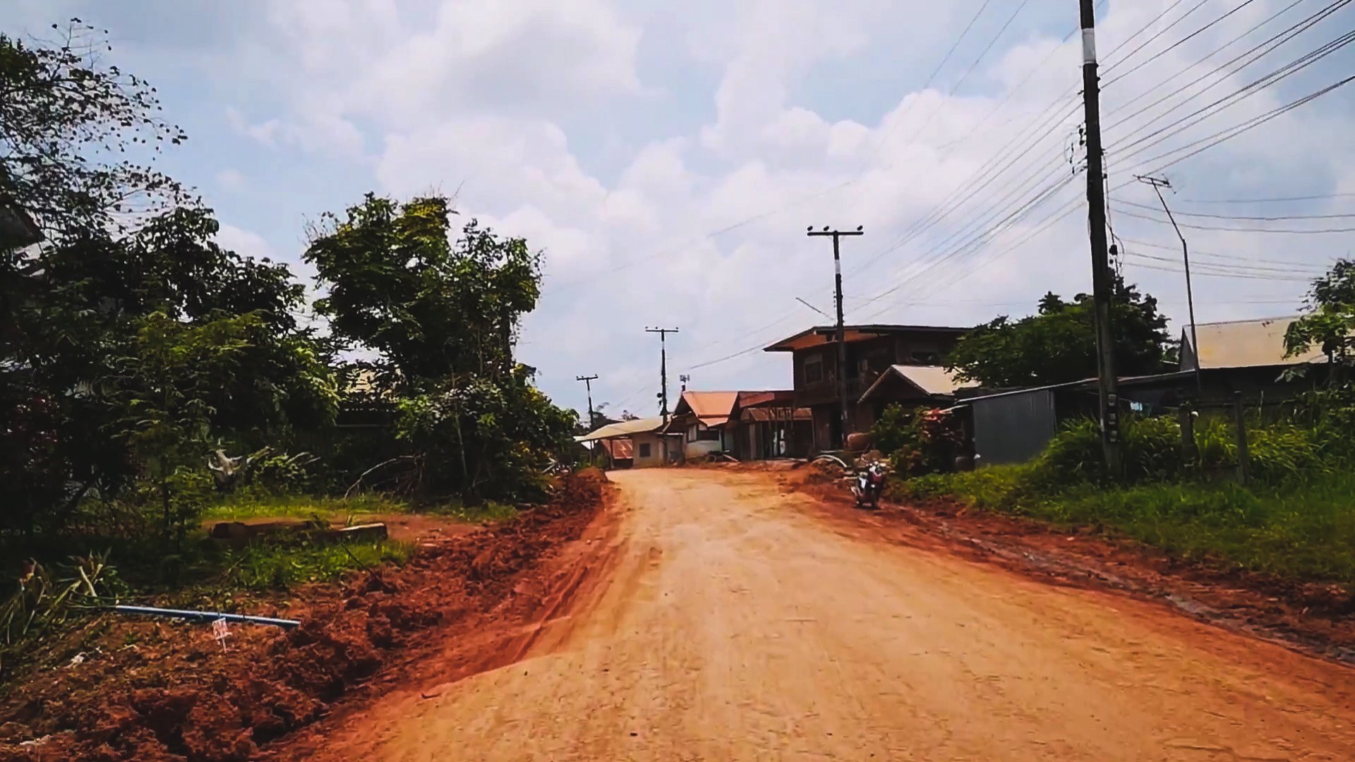 SUNNTX on Twitter: "ความสุขอีกอย่างคือการขี่มอไซค์เที่ยวกับเพื่อนๆ เหนื่อยก็จอดพัก มันมีความสุข ...