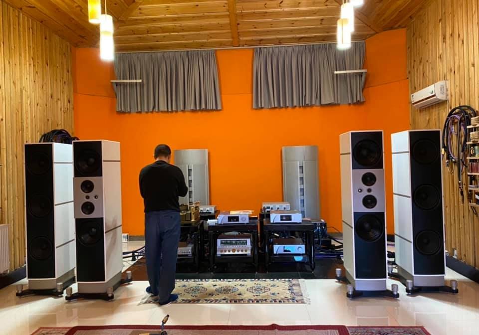 avcat on Twitter: "香港のオーディオルーム Boulder 3050 3010 CH Precison Stenheim REFERENCE STATEMENT ...