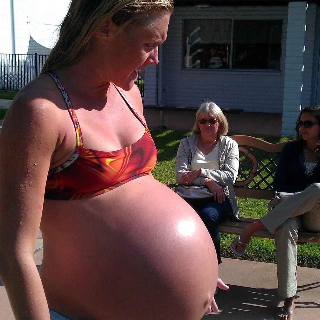 Pregnant Sextuplets Belly