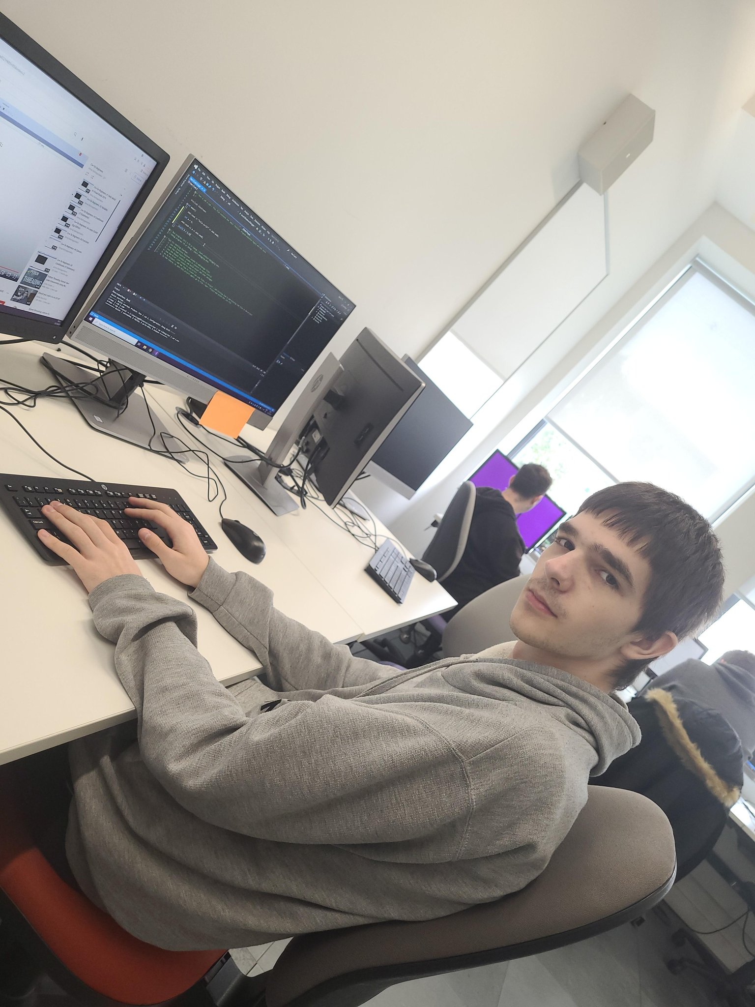 Mastermaxify Out of Context on Twitter: "https://t.co/6bZpgbWJsg" / Twitter