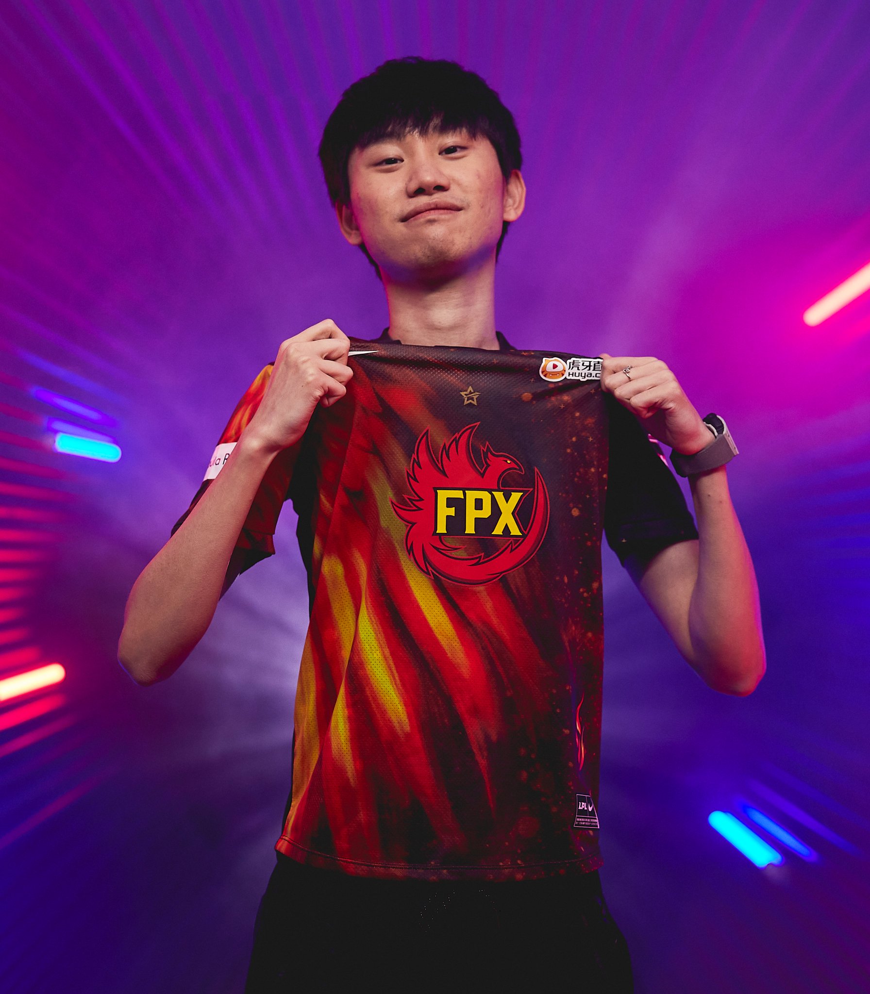 LoL Esports on Twitter: "Looking for their first win in the #Worlds2021 Groups: @FPX_Esports vs ...