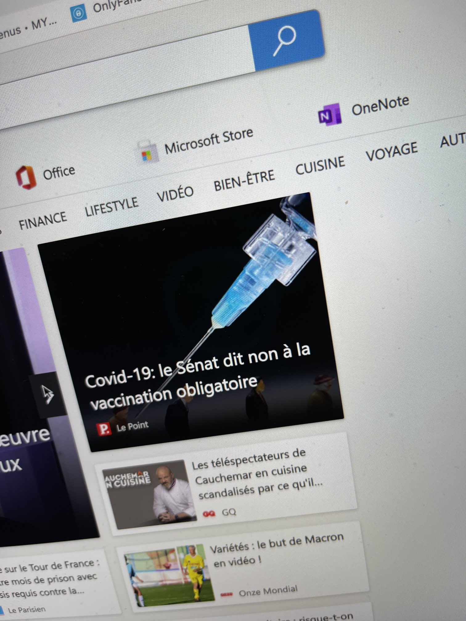 TW Pornstars - Cate. Twitter. Bientôt au Canada j’espère. 5:55 PM - 14 ...