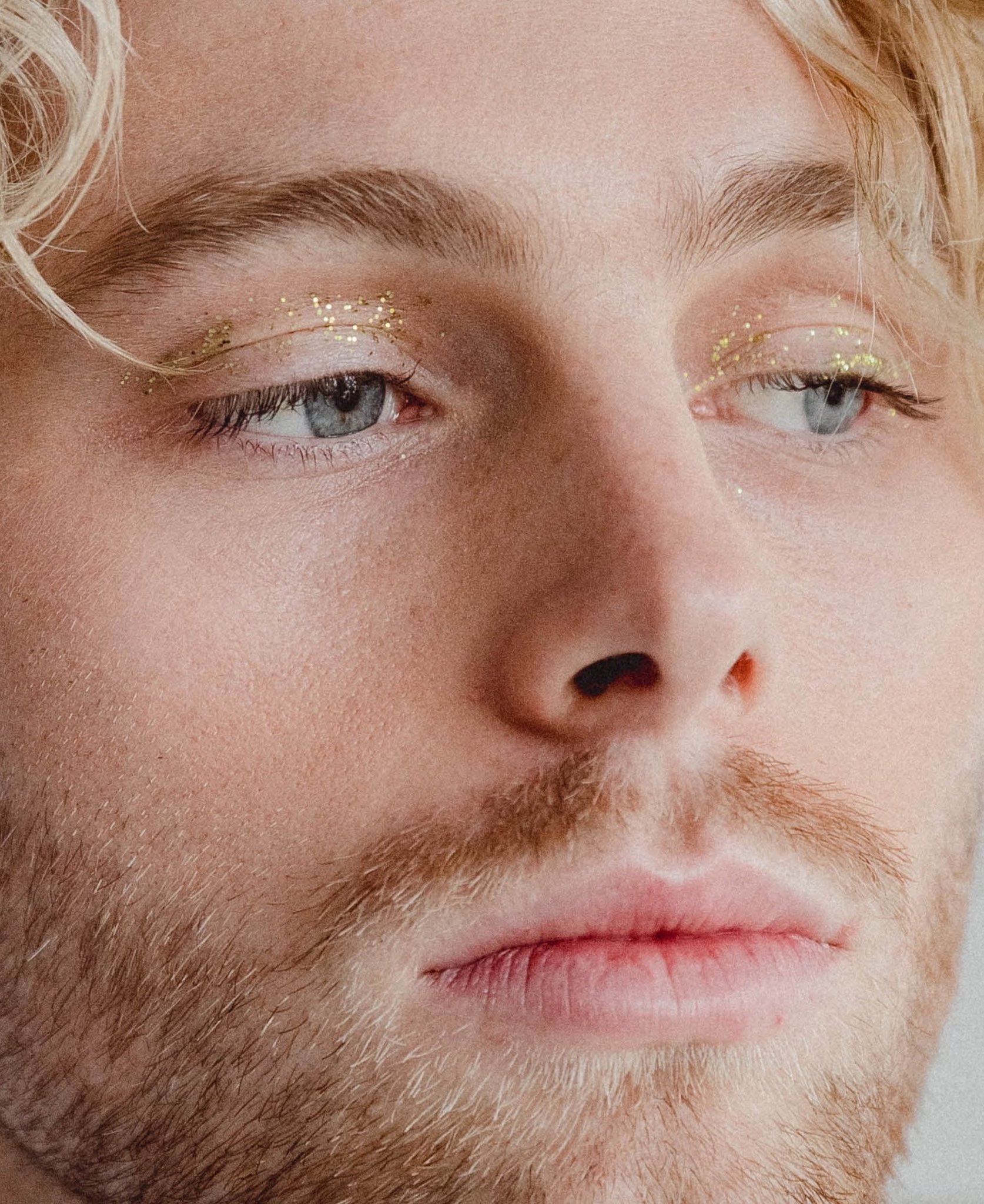 Luke Hemmings With Blue Hair